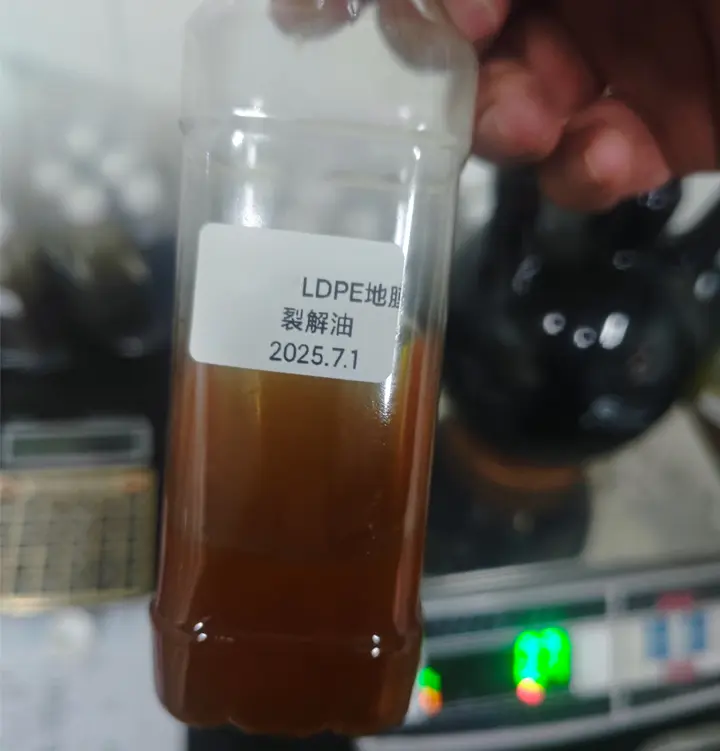 Rapports d'essais sur la pyrolyse du plastique en produits pétroliers ...